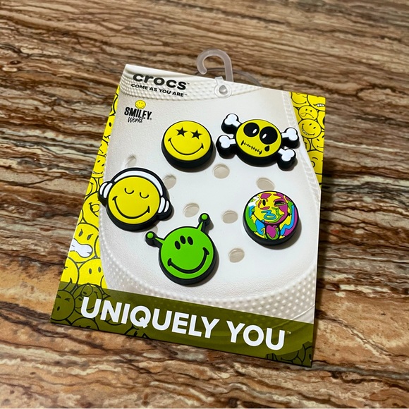 CROCS | Accessories | Crocs | Poshmark
